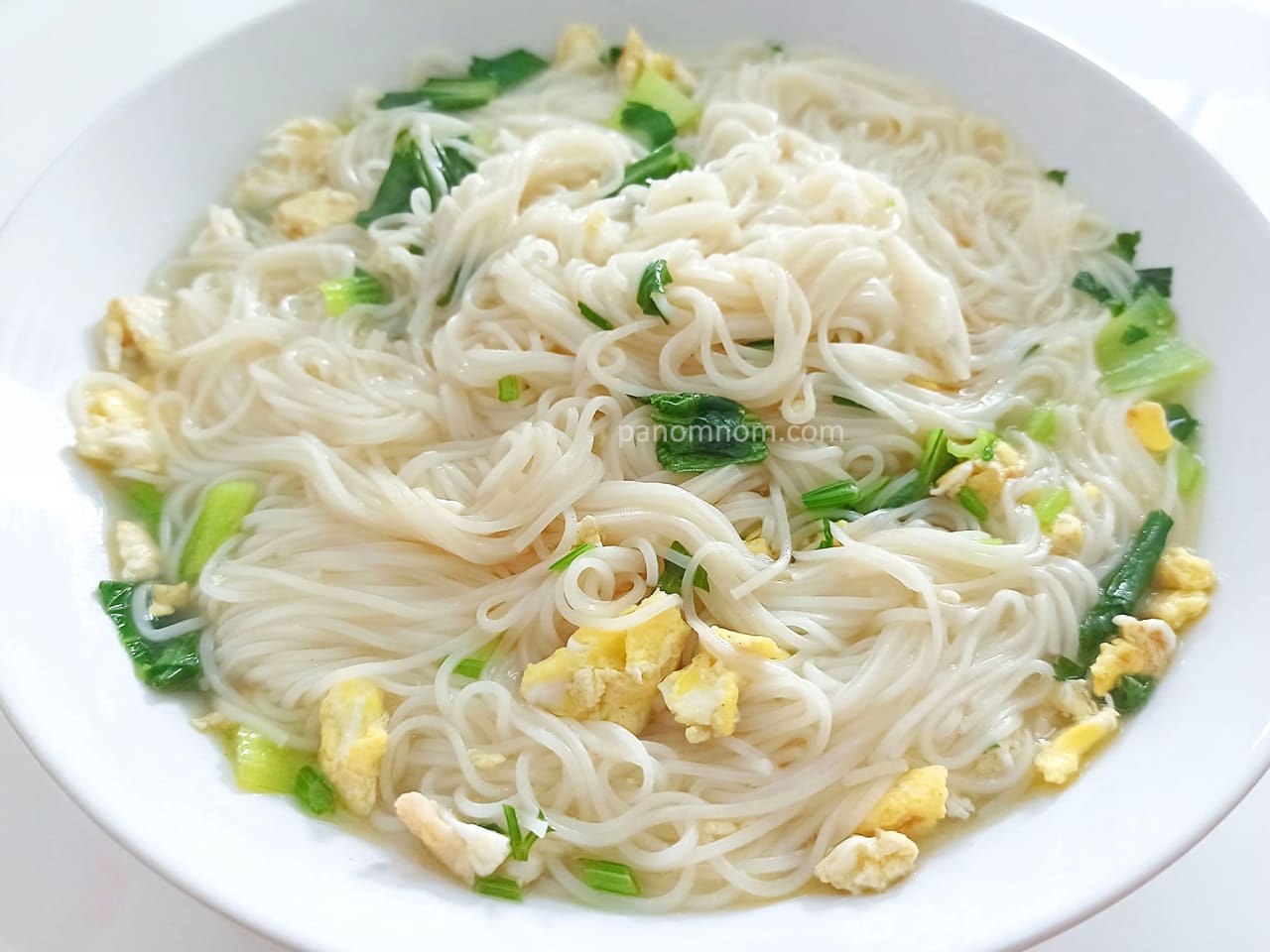 How to Make Mee Sua Noodle Soup at Home | Panomnom